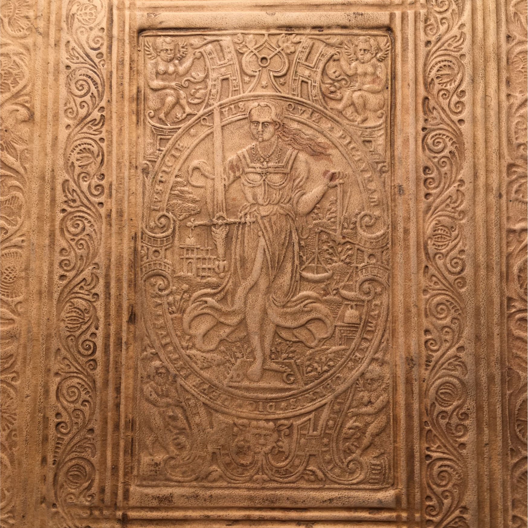 Endteri piiblid — Tallinna Ülikooli Akadeemiline Raamatukogu